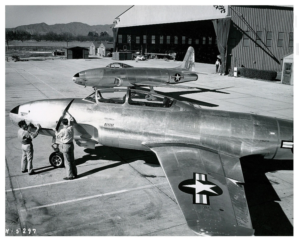 Lockheed TF-80C-1-LO 48-356, with P-80C-1-LO 47-173 at VNY | This Day ...