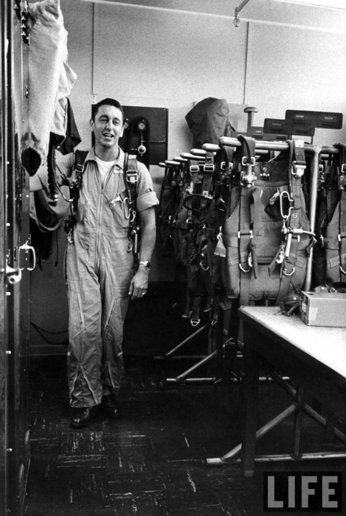 Albert Scott Crossfield, Jr. (2 October 1921–19 April 2006) | This Day ...