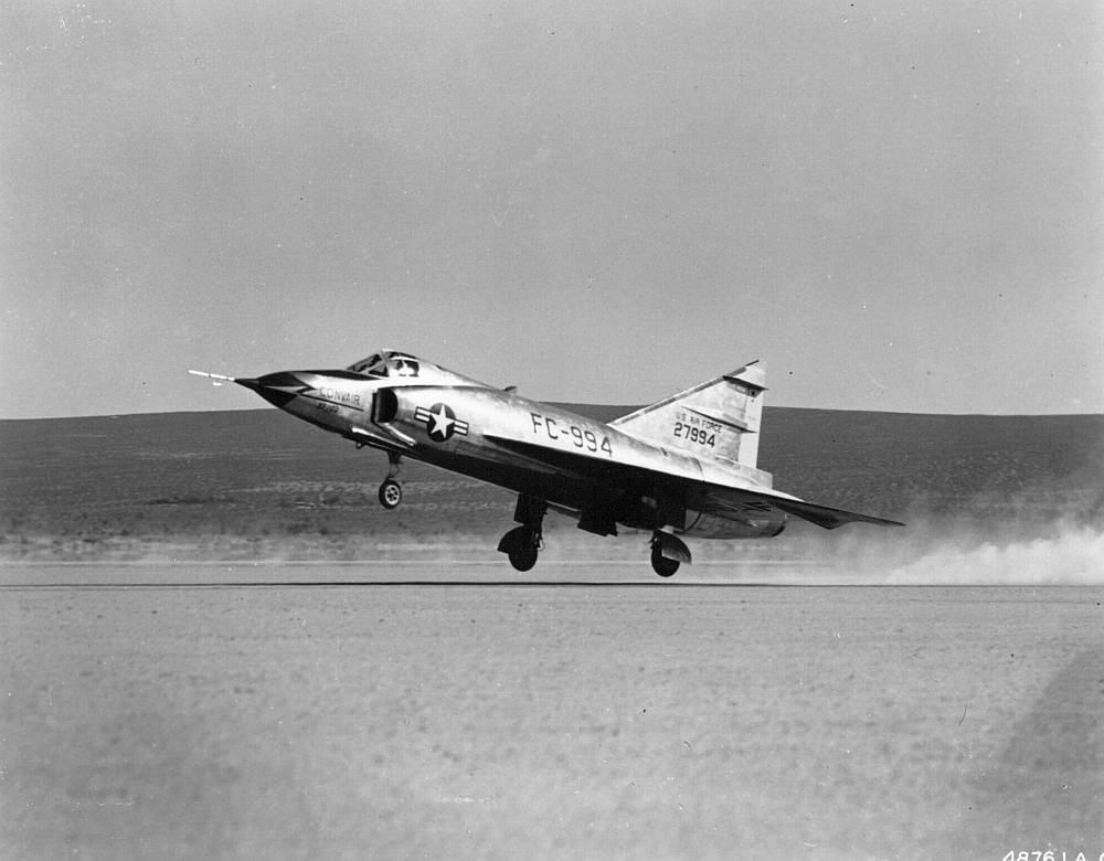 Convair YF-102 Delta Dagger 52-7994 takeoff | This Day in Aviation