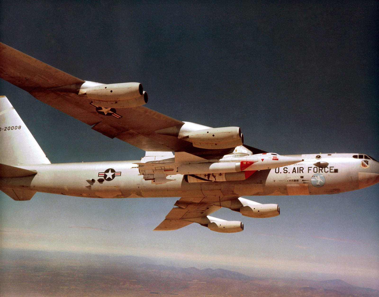 North American Aviation X-15A-2 56-6671 and Boeing NB-52B ...