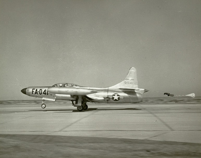 Lockheed F 94c 1 Lo Starfire 50 1041 Deploys Drogue Parachute This