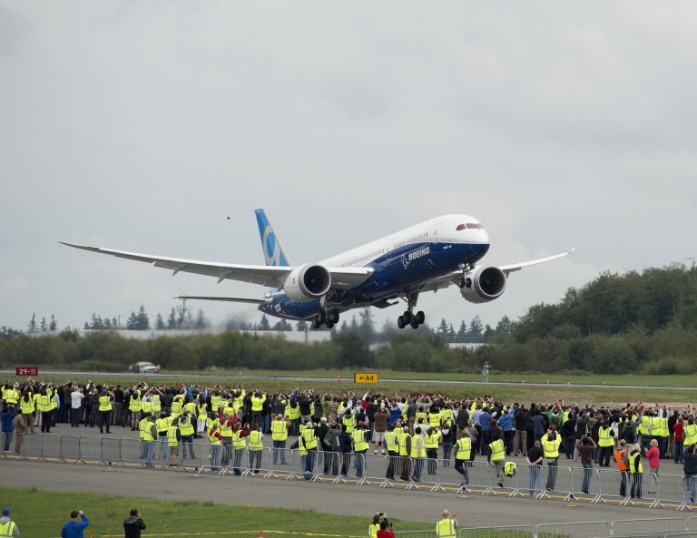 787-9 First Flight Event 09/27/2013 | This Day in Aviation