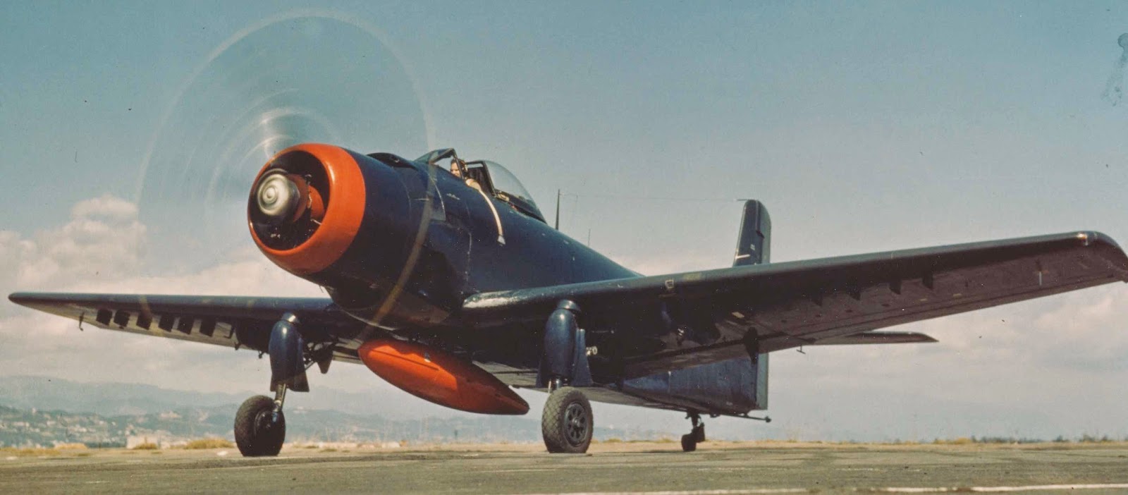 XBT2D-1+Photo+(NAH-003835) | This Day in Aviation