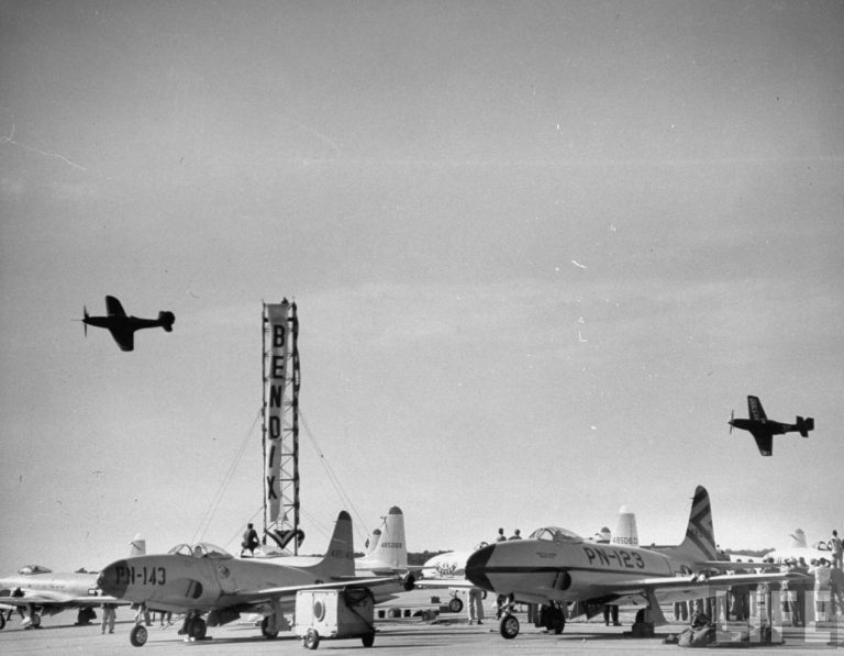 4a105fad344650d7_large | This Day in Aviation