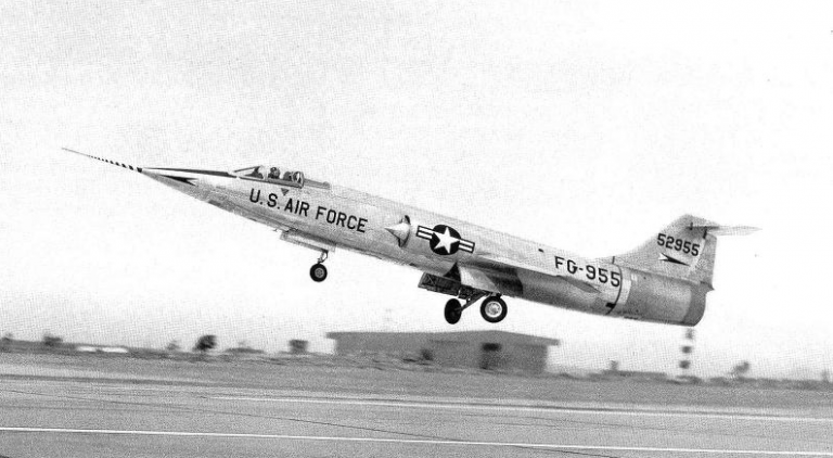 17 February 1956 | This Day in Aviation