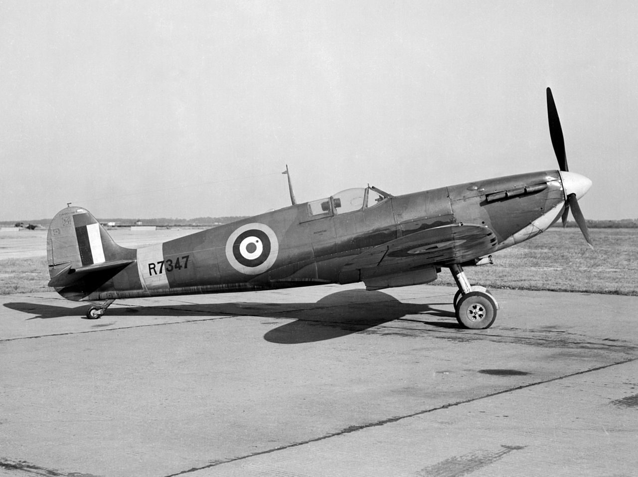 1280px-Supermarine_Spitfire_Mk_Va_at_NACA_Langley_c1941 | This Day in ...