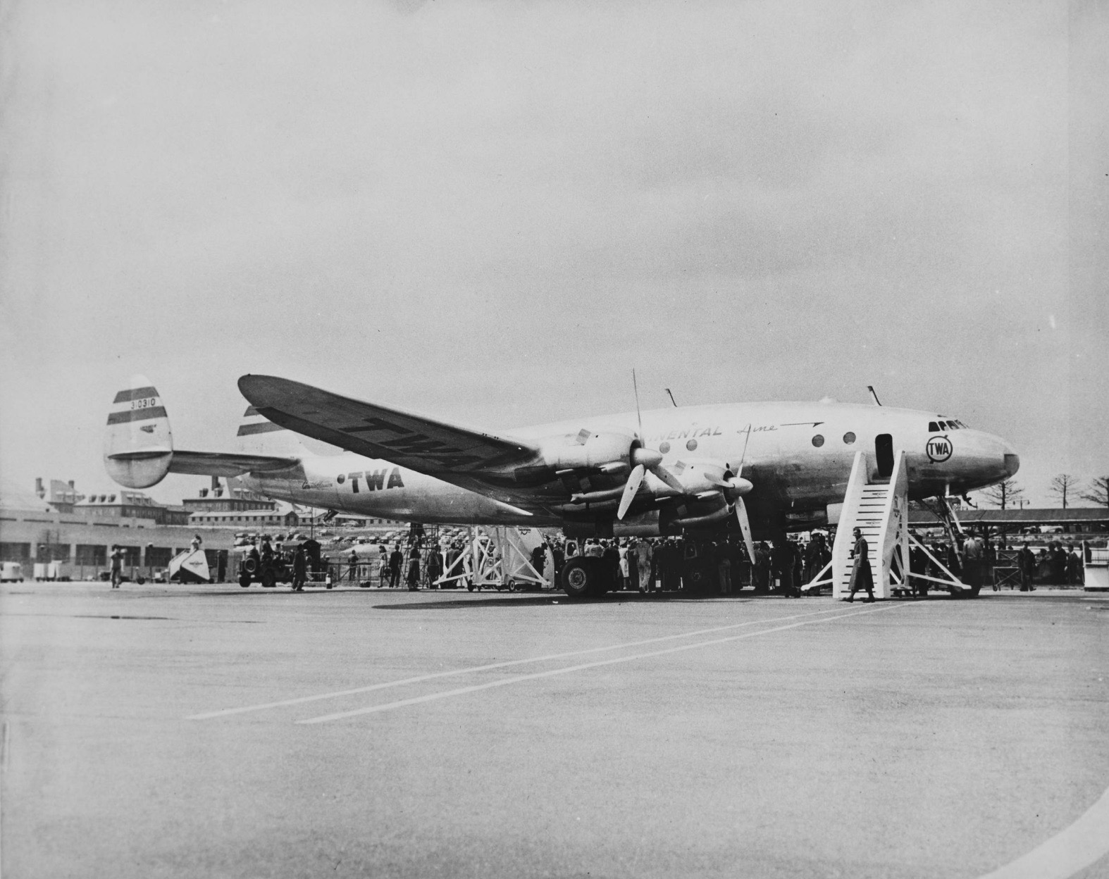 Lockheed C-69 Constellation | This Day in Aviation