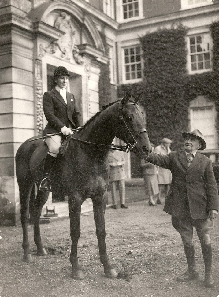 Diana Barnato Walker MBE FRAeS | This Day in Aviation